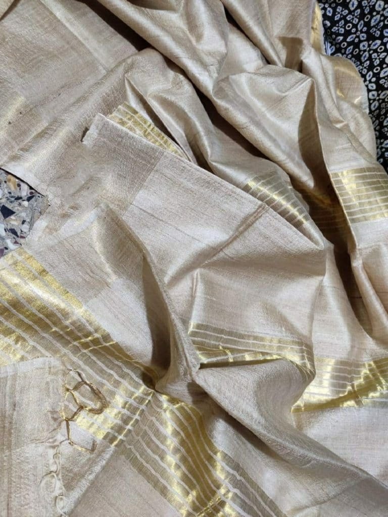 Buy Tussar Silk Sarees Online in India | Loomfolks