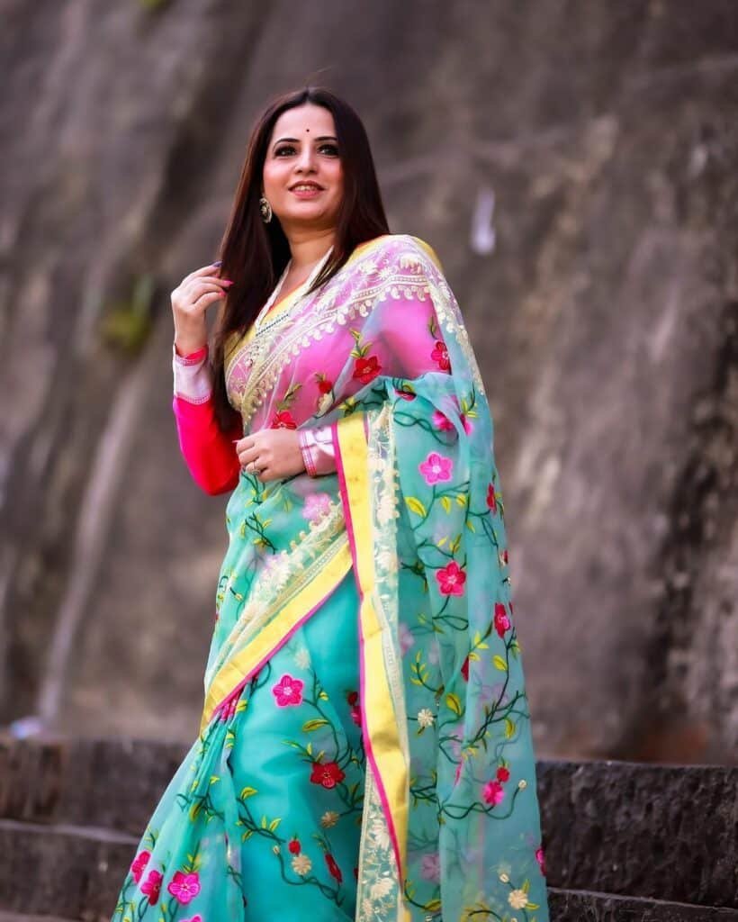 Mesmerising Blue Resham Muslin Pure Silk Saree With Blouse Embroidery ...